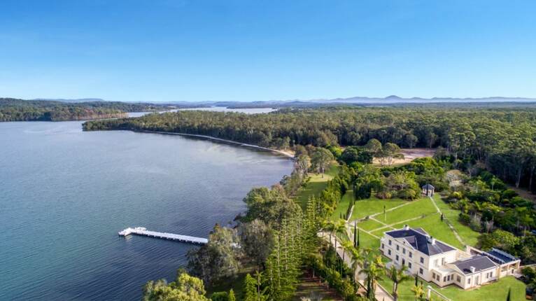 The Chateau on Wallis Island - Luxury Home Exchange in Wallis Lake ...