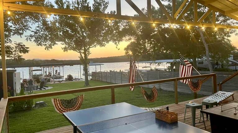 Dockside Digs | Unforgettable Lakefront Retreat on Lake LBJ with ...