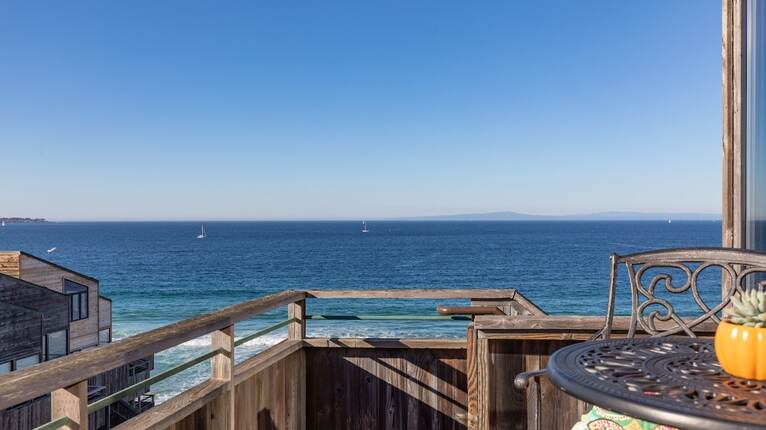 Oceanfront Luxury Paradise - Luxury Home Exchange in Monterey ...
