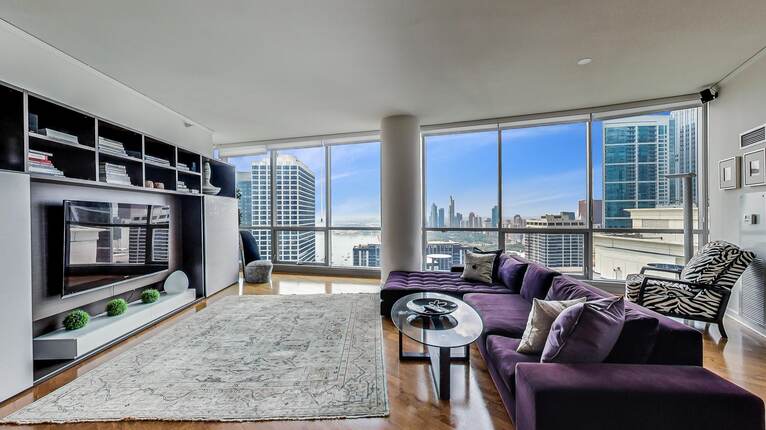 Exquisite Penthouse with Breathtaking Views - Luxury Home Exchange in ...