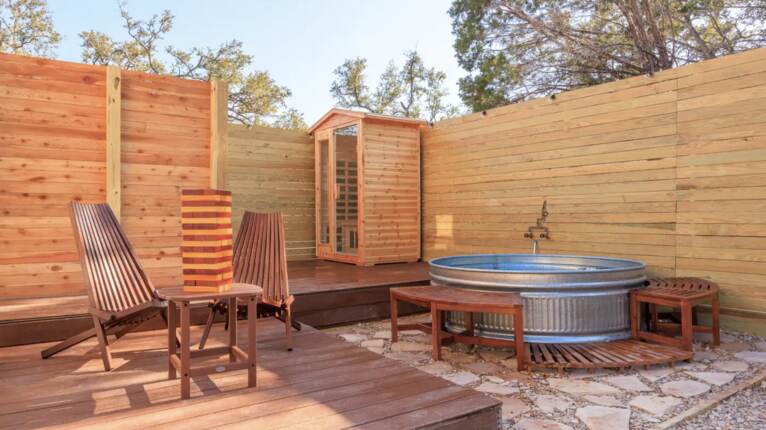 Romantic Luxury Retreat | With Hot/Cold Pool & Sauna - Luxury Home ...