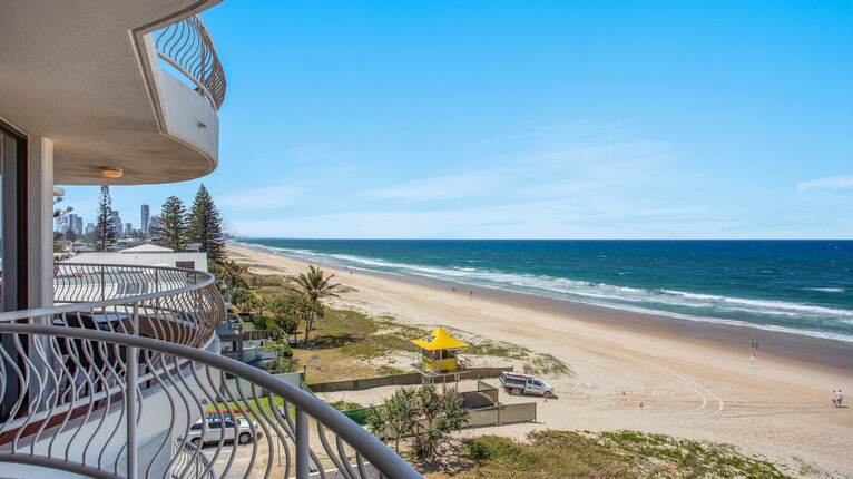 Right on the Sand at Mermaid Beach - Luxury Home Exchange in Gold Coast ...