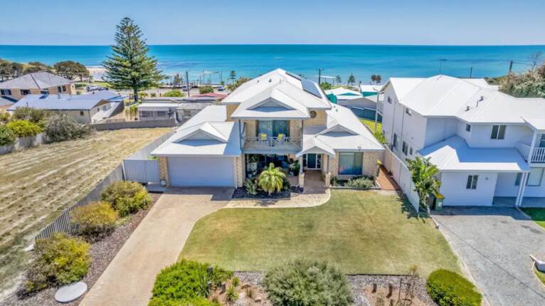 Stunning Falcon Beach House with Epic Ocean Views - Luxury Home ...