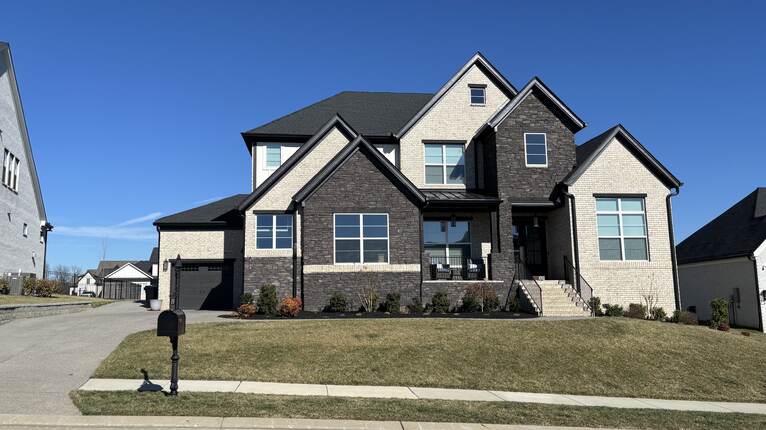 Elegance & Comfort Near Franklin & Nashville - Luxury Home Exchange in ...