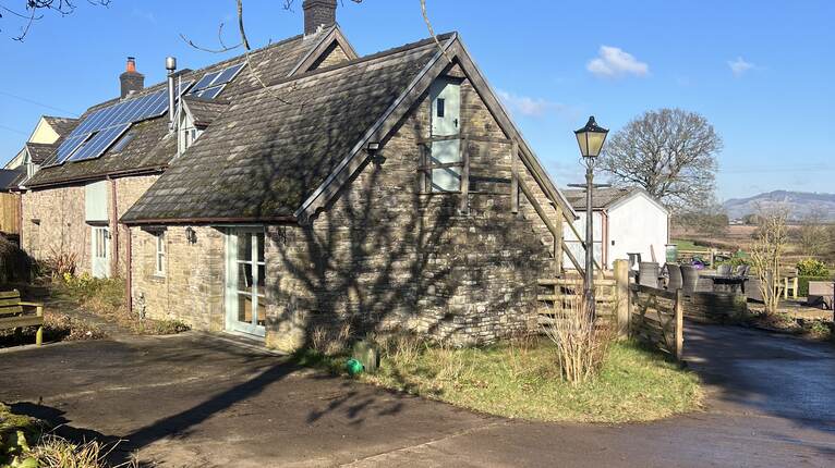 Charming Welsh Barn Retreat with Countryside Views - Luxury Home ...