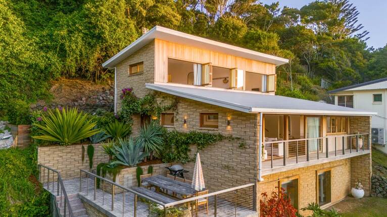 Palma House | Seacliff Serenity in Byron Bay - Luxury Home Exchange in ...