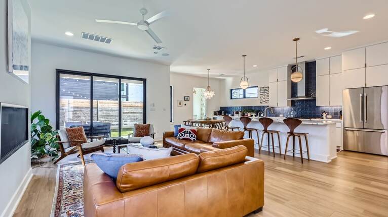 Ivory Farmhouse: Modern Comfort in Historic Georgetown - Luxury Home ...
