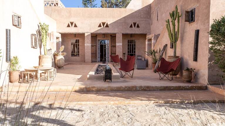 Dar Maha Amazing Authentic Villa - Luxury Home Exchange in Ghazoua ...