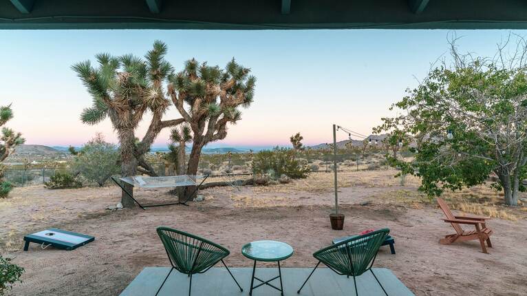 Charming Desert Escape with Fire Pit & Starry Skies - Luxury Home ...