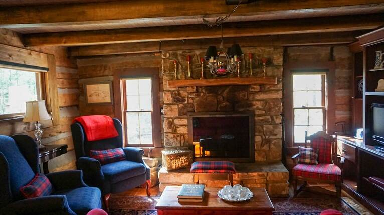 Blue Ridge Retreat in Historic Valle Crucis - Luxury Home Exchange in ...