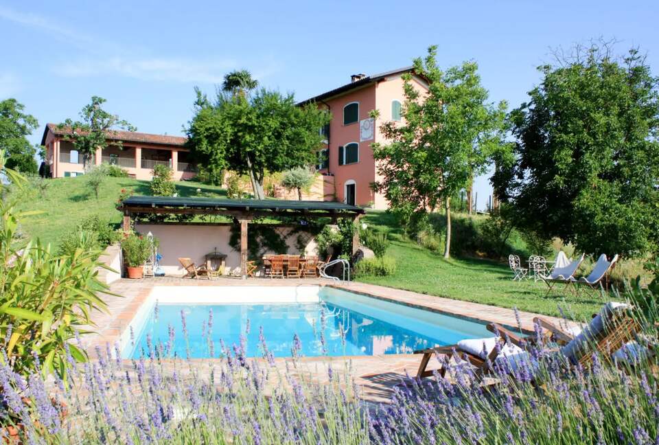 Luxury Wine Country Villa with Panoramic Vineyard Views - Luxury Home ...