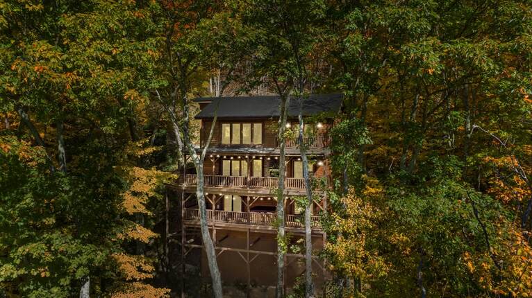 Quintess Collection - Timberline Lodge - Luxury Home Exchange in Seven ...