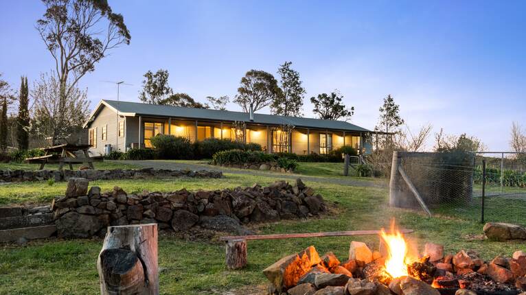 Bullio - Australian Farm Experience - Luxury Home Exchange in Sydney ...